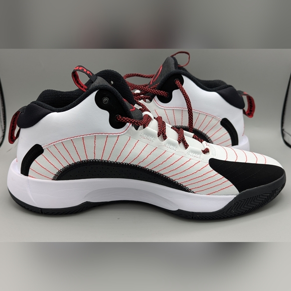 Jordan | Shoes | Nike Jordan Jumpman 22 White University Red Black ...